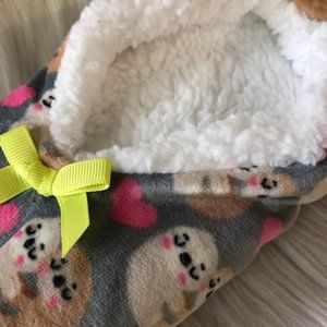Fuzzy Babba | Accessories | Fuzzy Babba Hugging Sloths Slipper Socks ...